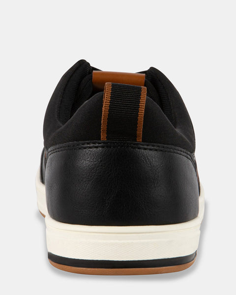 RODRIGO Black Sneakers | Men's Designer Shoes – Steve Madden Canada